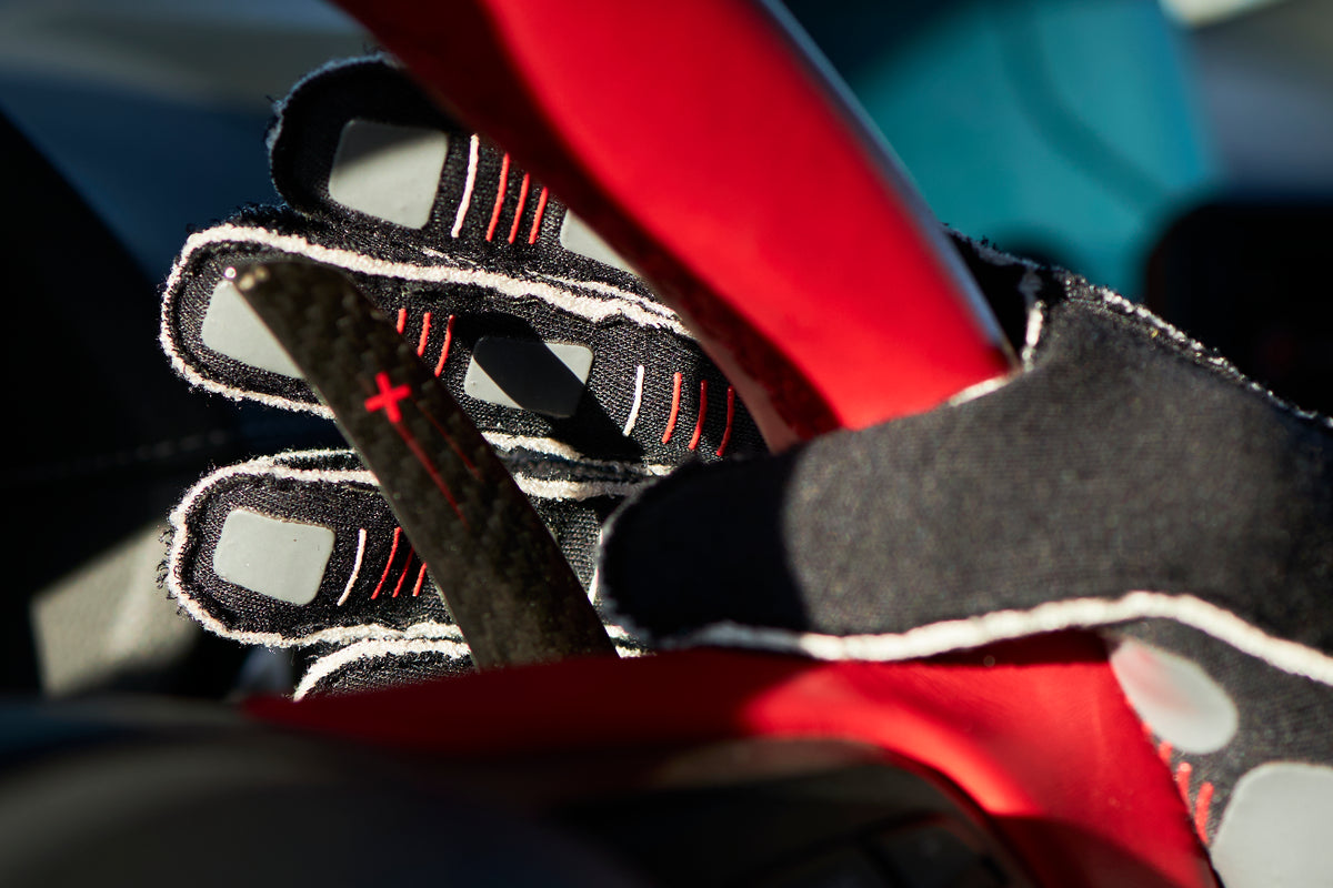 TrackArmour – Track Armour Series 4 SFI 3.3/5 Racing Glove